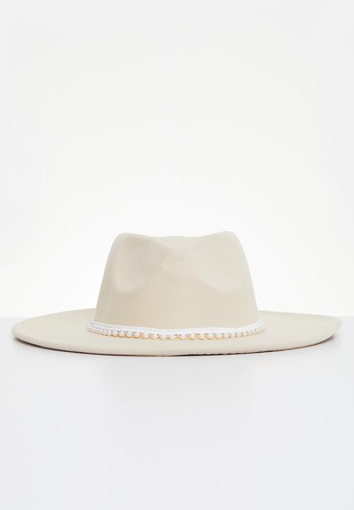 Zara fedora-cream