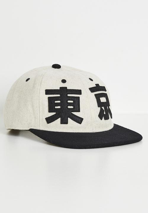 6 Panel Ball Cap - Bone/Black