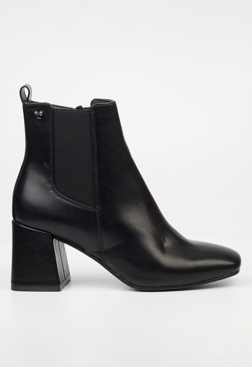 Shardae 1 block heel boot - black