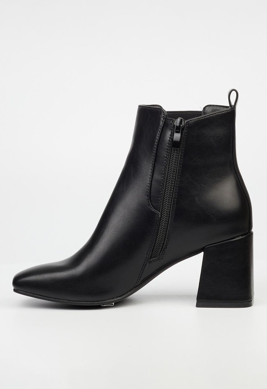 Shardae 1 block heel boot - black