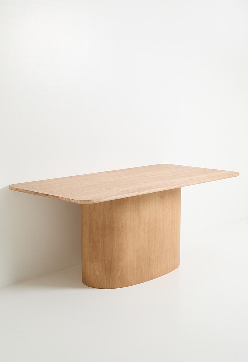 Lovelle wooden dining table - natural
