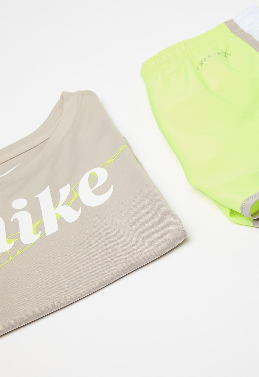 Nkg essentials tempo set - nike lt lemon twist