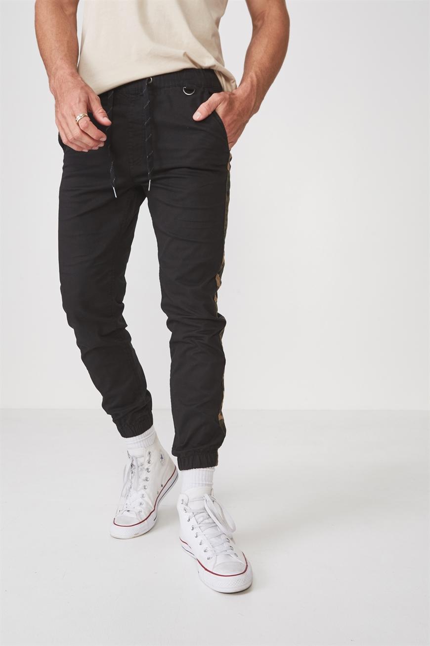 Stripe drake cuffed pant - black camo side stripe