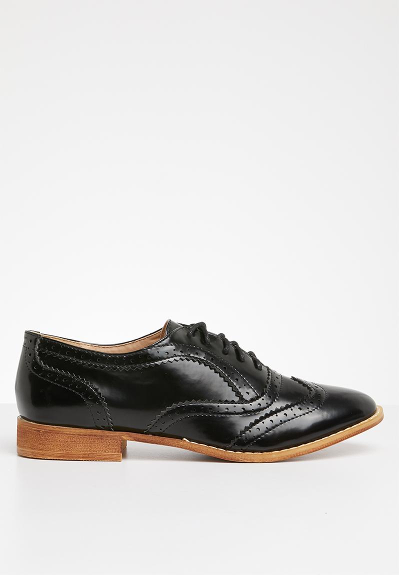 Basic lace-up brogue - black Superbalist Pumps & Flats | Superbalist.com