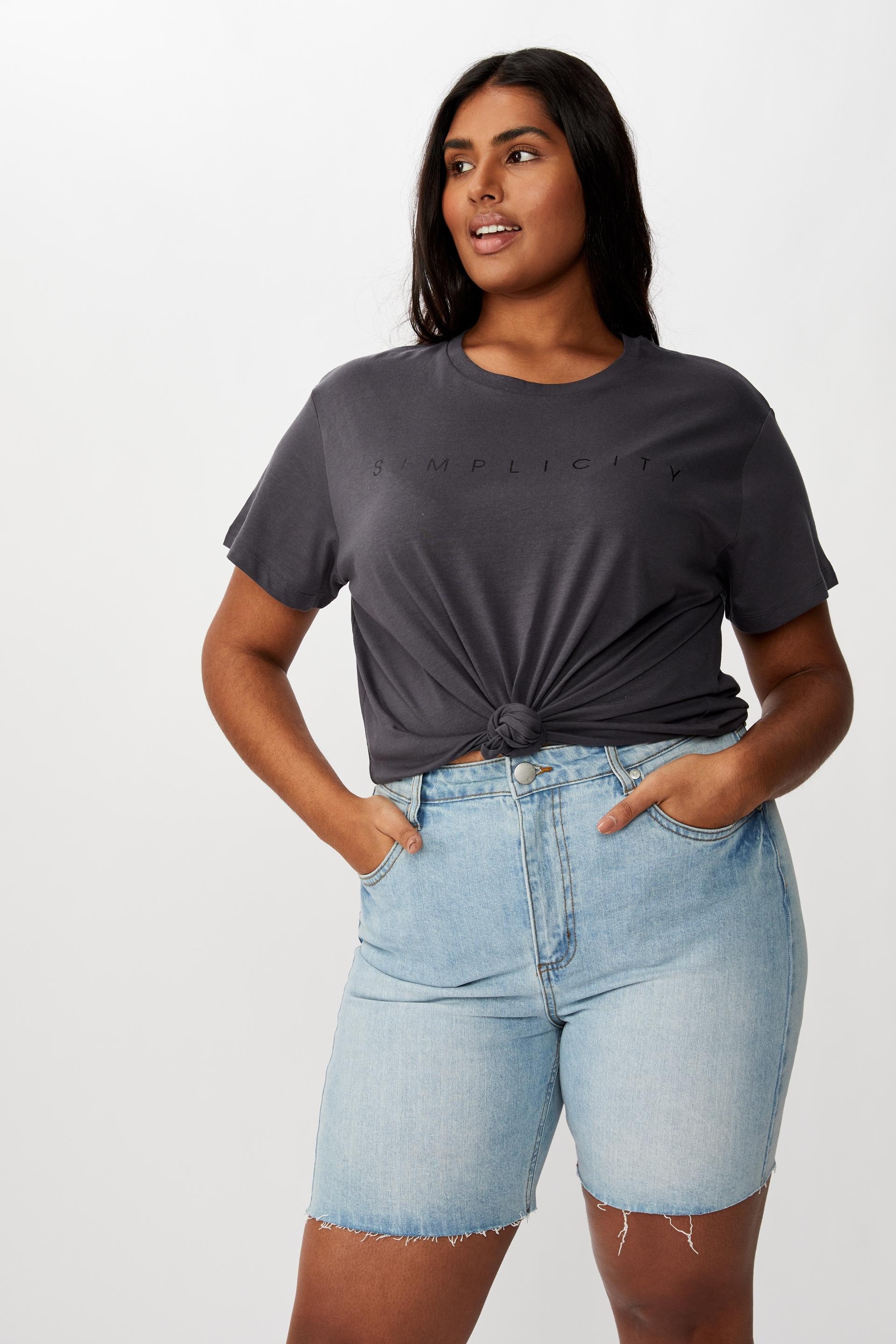 Curve graphic tee simplicity - ebony Cotton On Tops | Superbalist.com