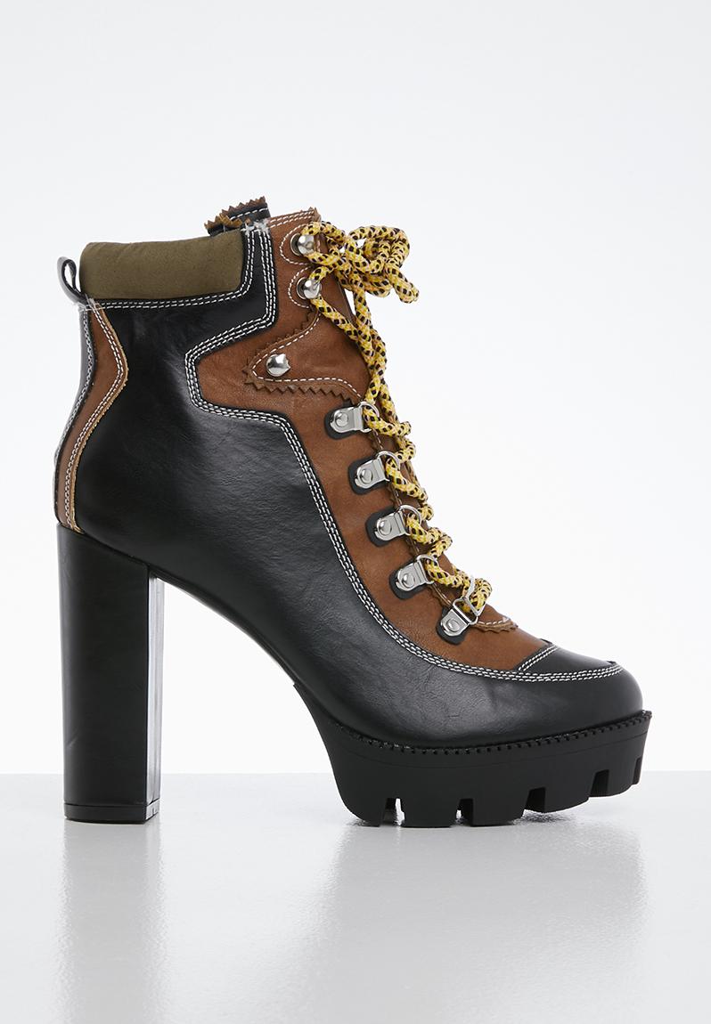 Dakota faux leather hiker style platform ankle boot - black pu & camel ...