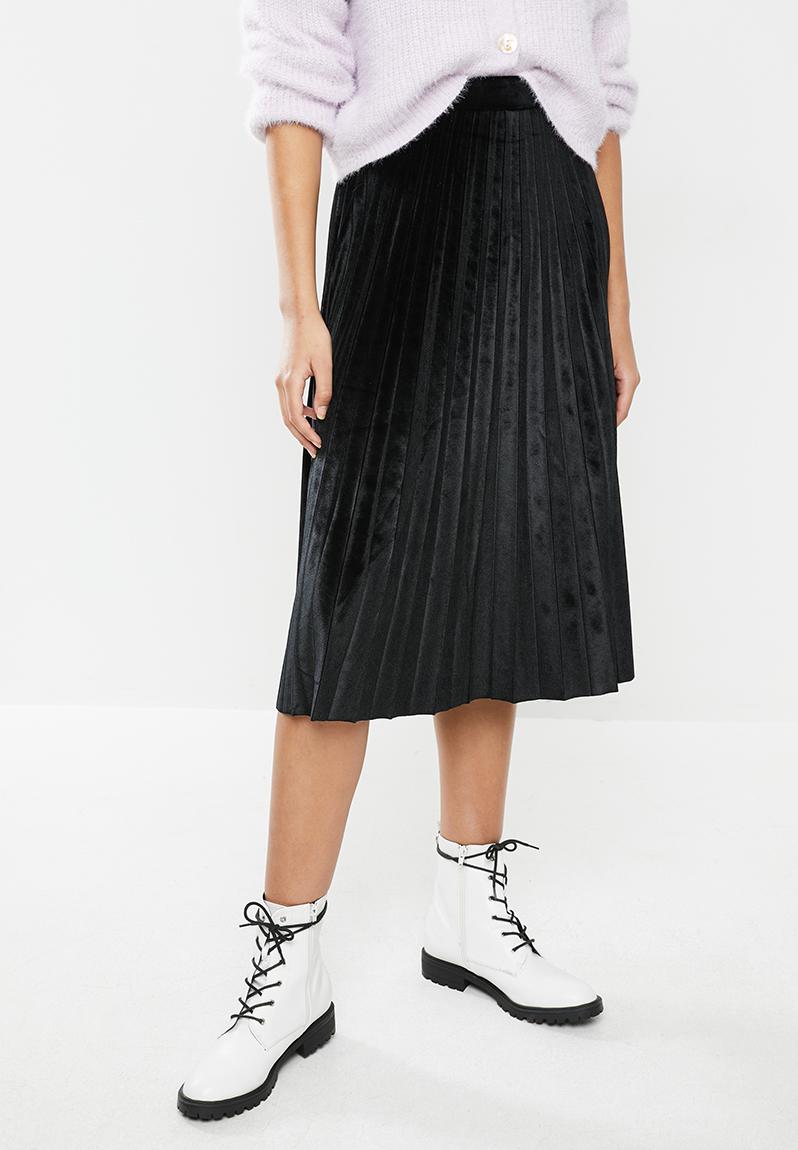 Velour pleated midi skirt - black Blake Skirts | Superbalist.com