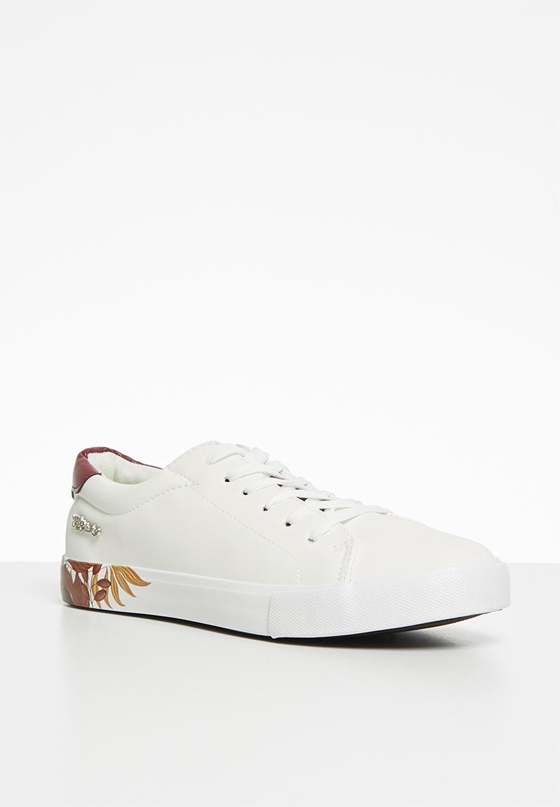 Baker 12 sneaker - white