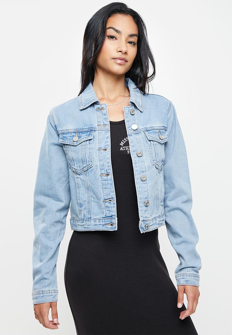 Petite fitted denim jacket stonewash - blue Missguided Jackets & Coats ...