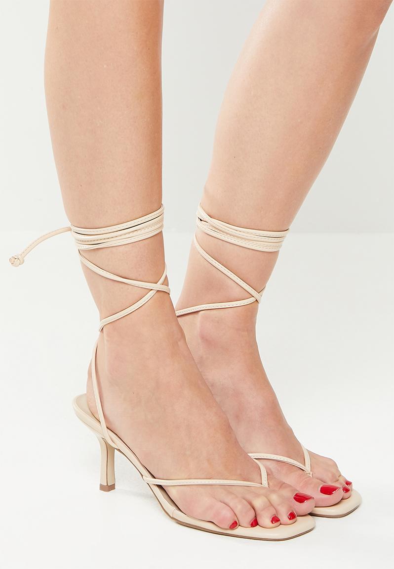 Toe post tie up mid heel mule - sand Missguided Heels | Superbalist.com