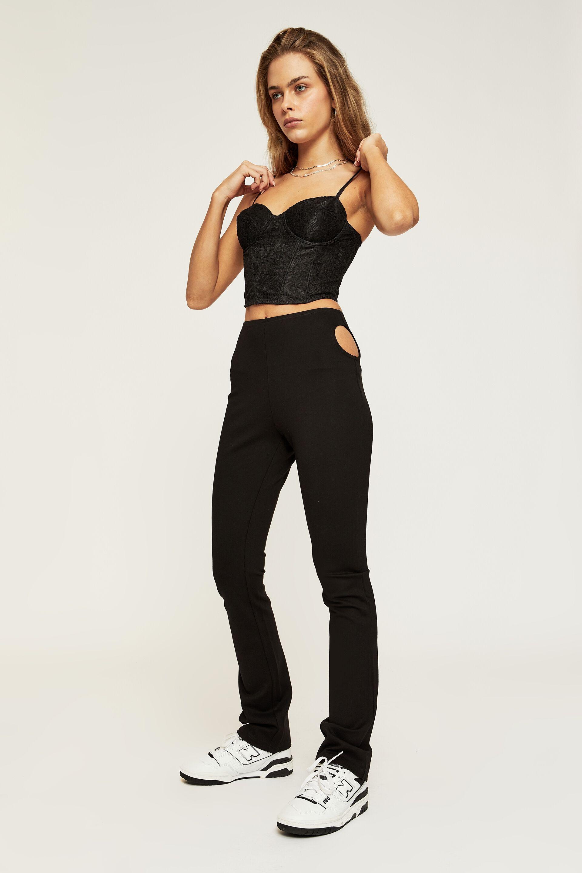 Cut out pant - black