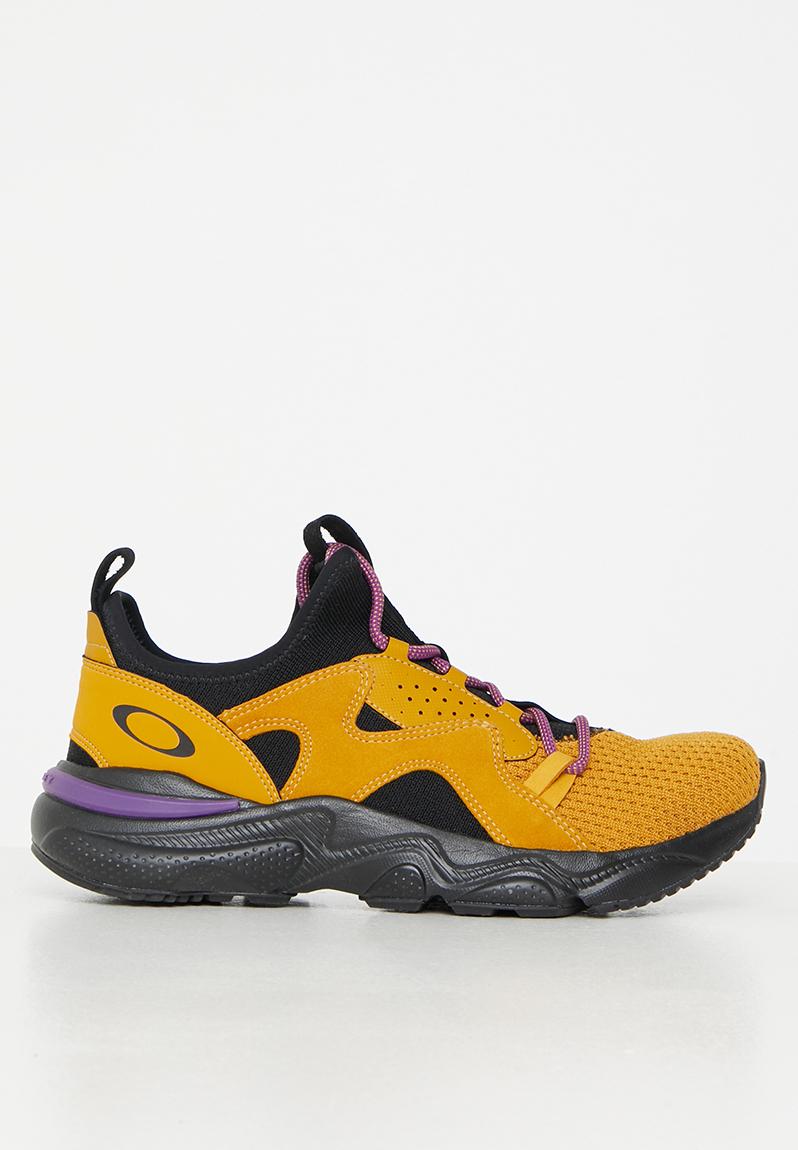 Oakley Cosmos - fof100341-5AA - amber yellow
