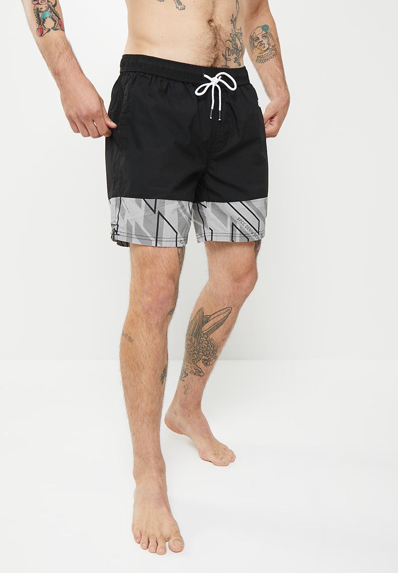 Stark pool short - black
