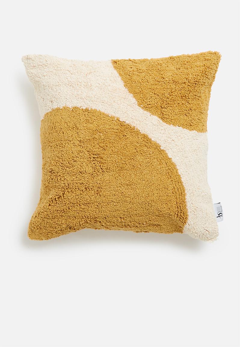 Punch cushion- Honey