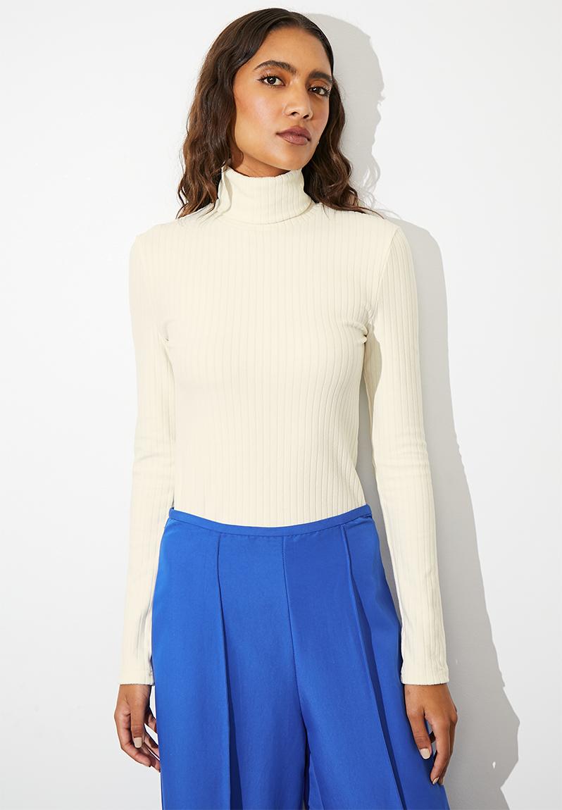 Roll neck fitted top - white Superbalist T-Shirts, Vests & Camis ...