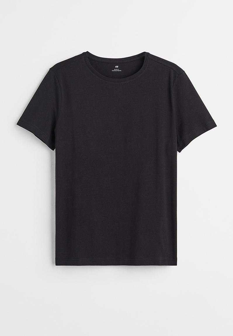 Slim fit round-necked T-shirt - black - 0570002001 H&M T-Shirts & Vests ...