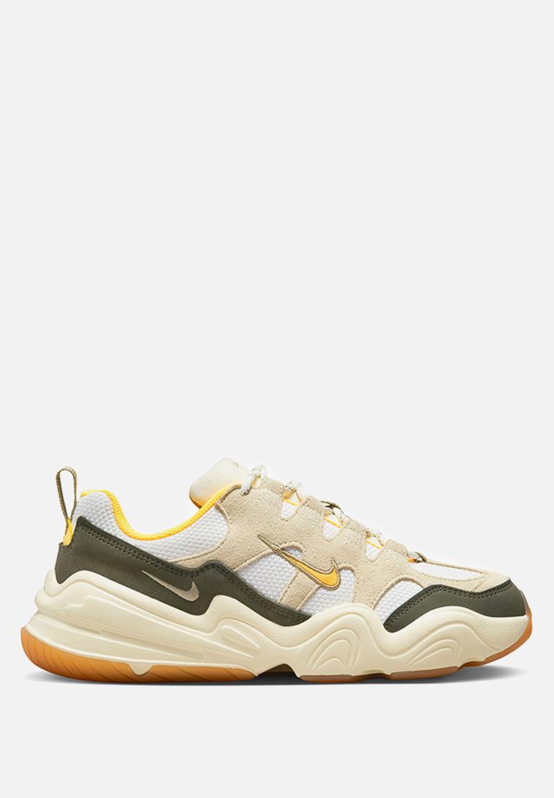 Nike tech hera - FJ4743-100 - sail/coconut milk-cargo khaki