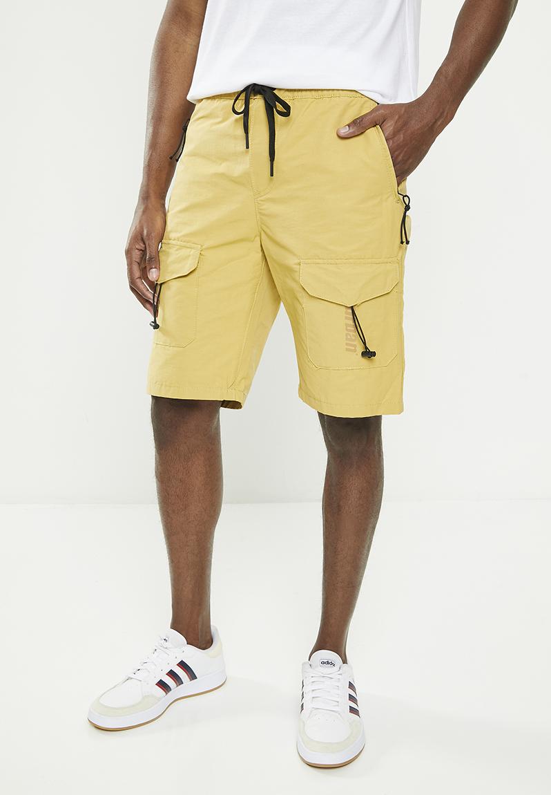 Mens urban mid weight nylon hd print cargo short - new wheat urban ...