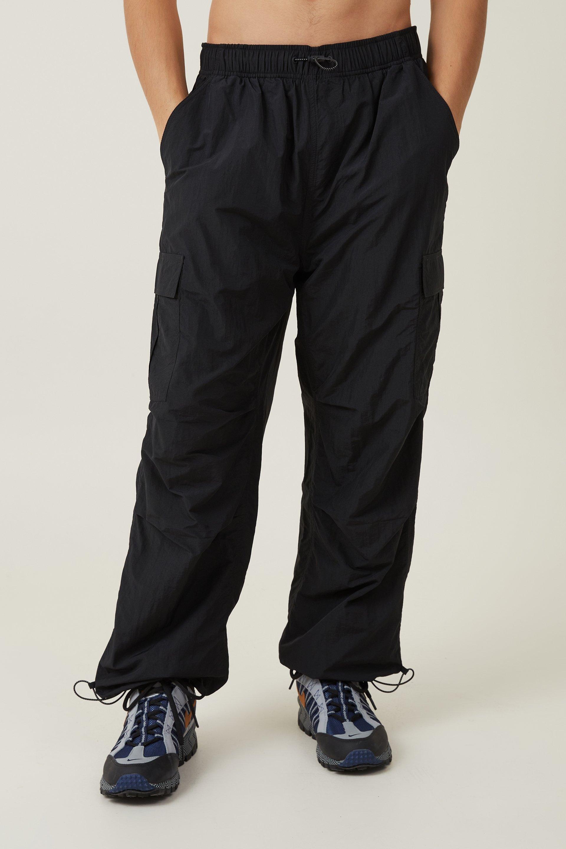 Parachute tech cargo pant - black cargo
