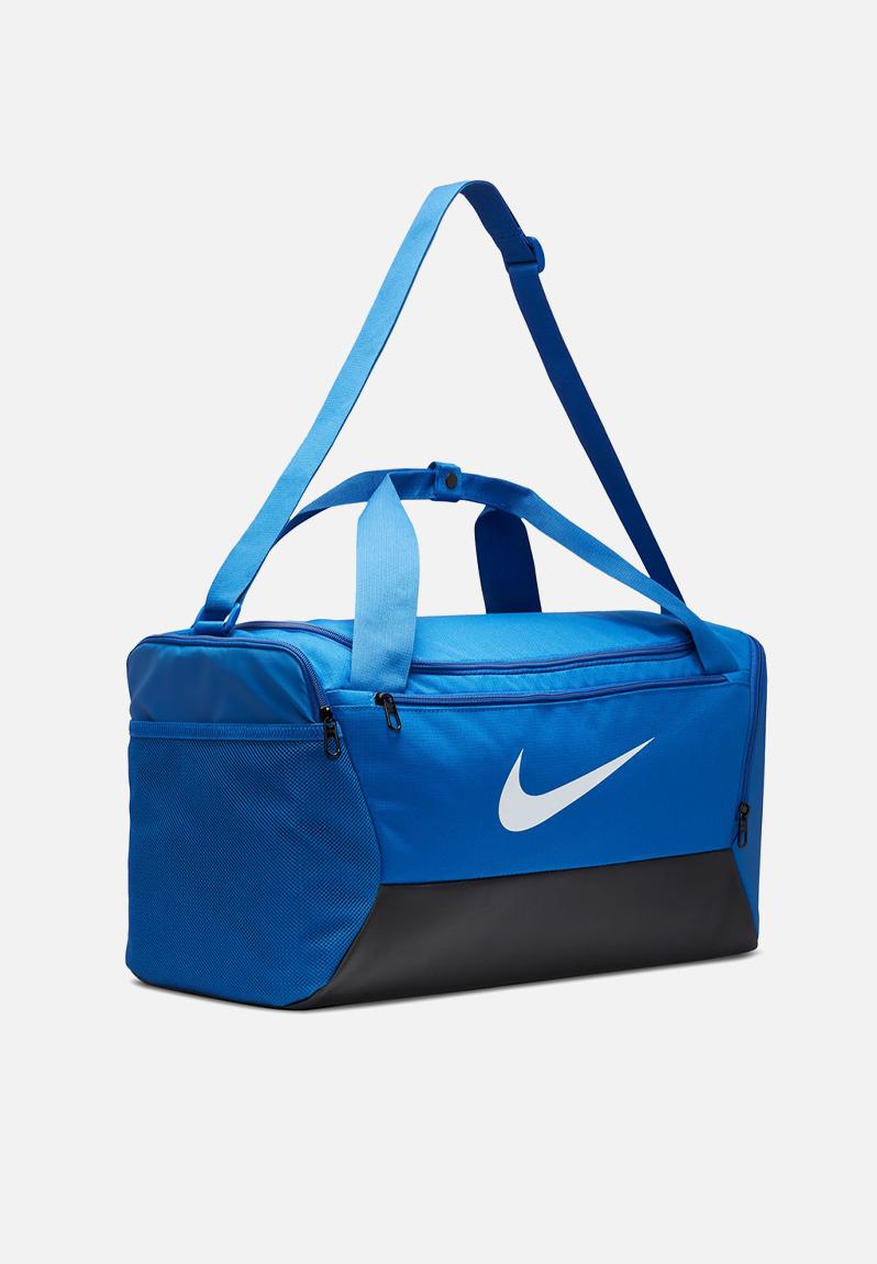 Nike Brasilia 95 Training Duffel Bag 41l Game Royalblackwhite Nike Bags And Wallets
