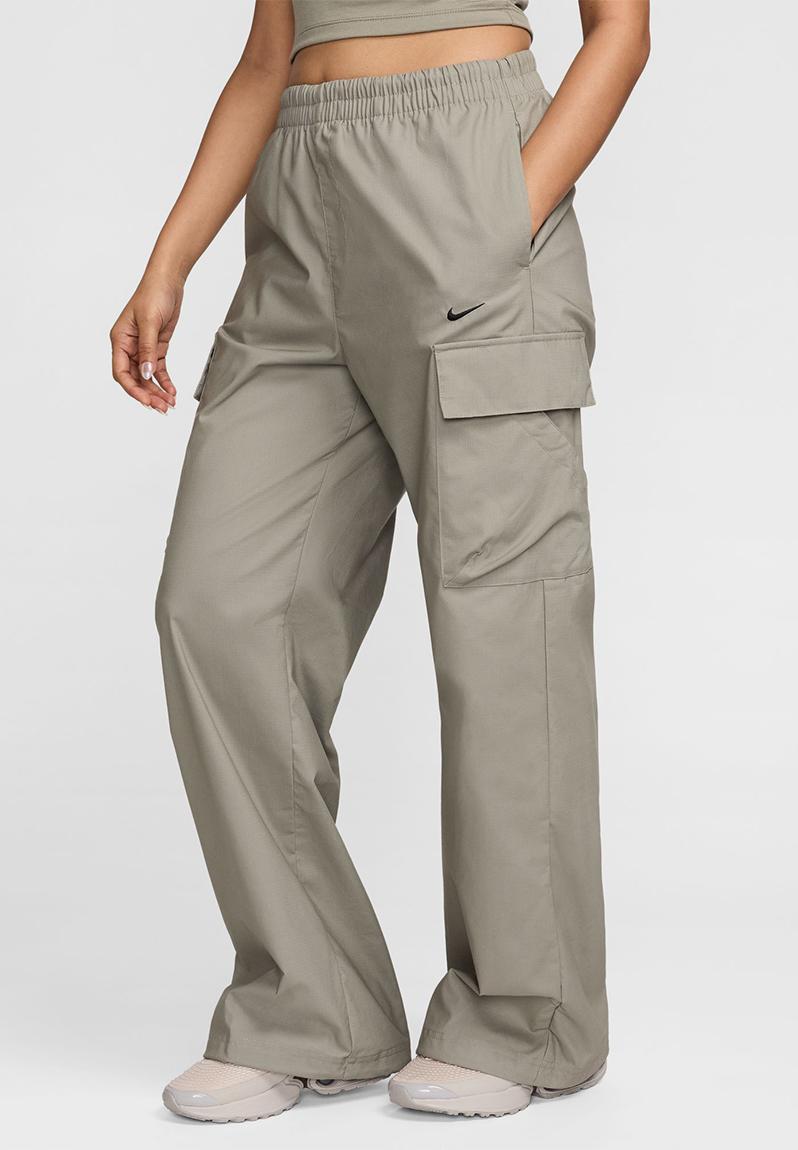 Nike Sportswear Woven Cargo Trousers - Light Army/Black