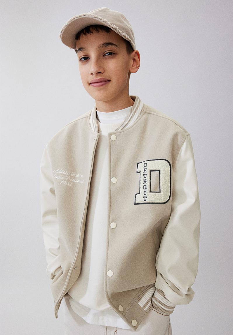 Appliquéd baseball jacket - light beige/detroit - 1209578002 H&M ...