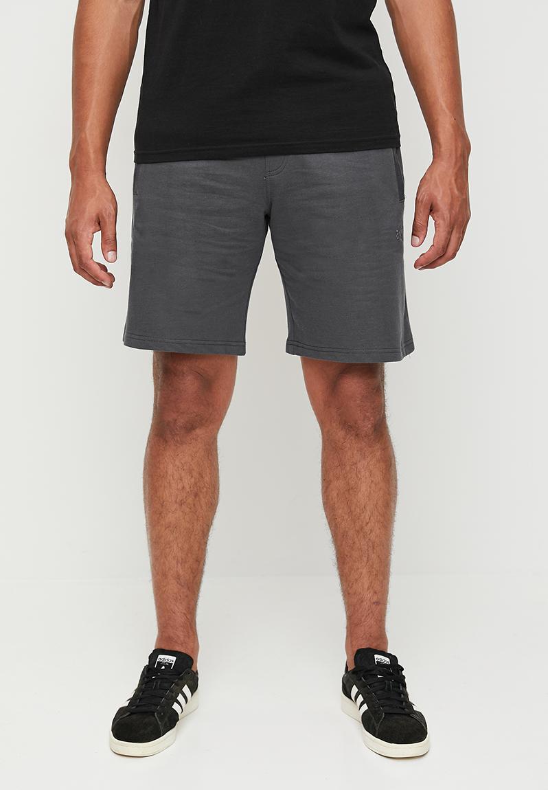Arch short - washed black1