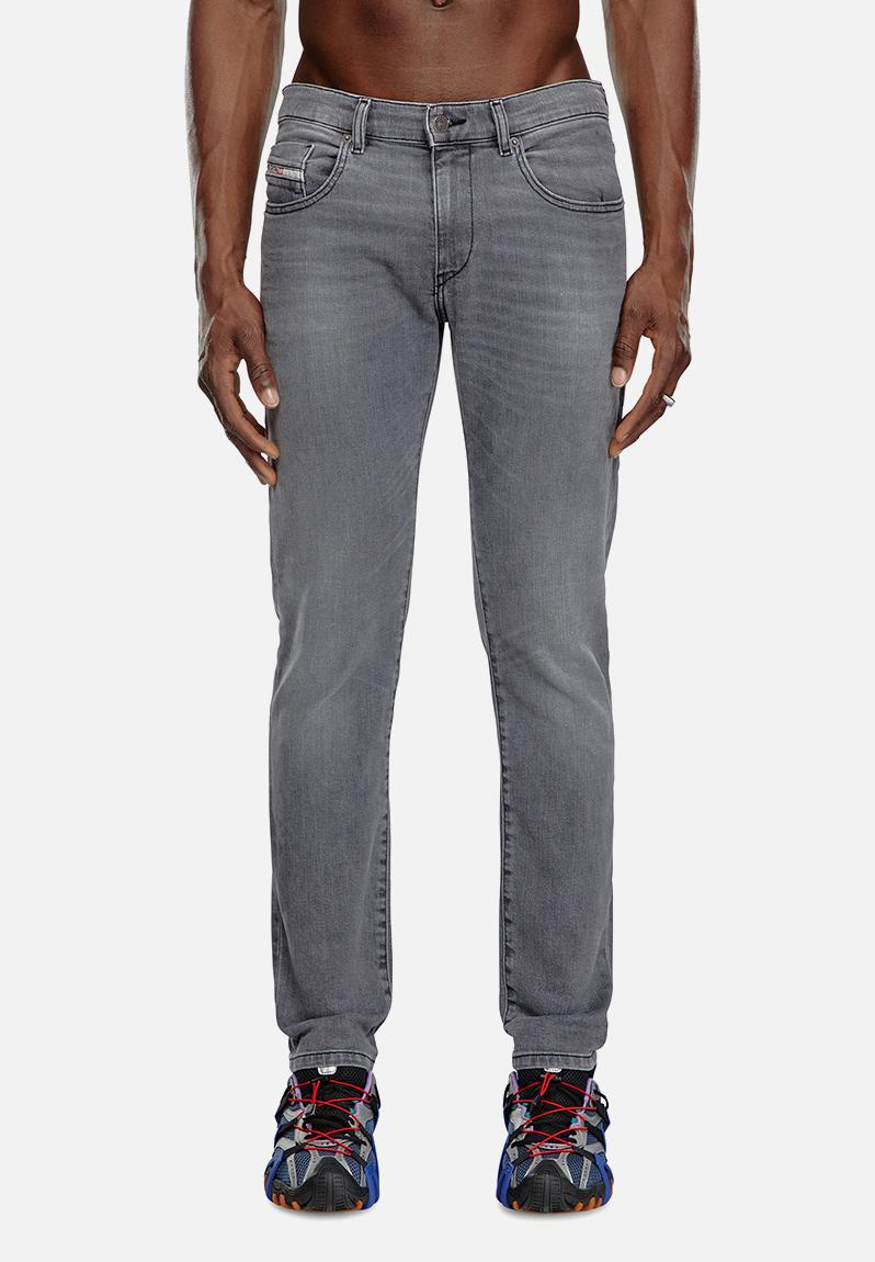 2019 D-Strukt - Washed Grey Diesel Jeans | Superbalist.com