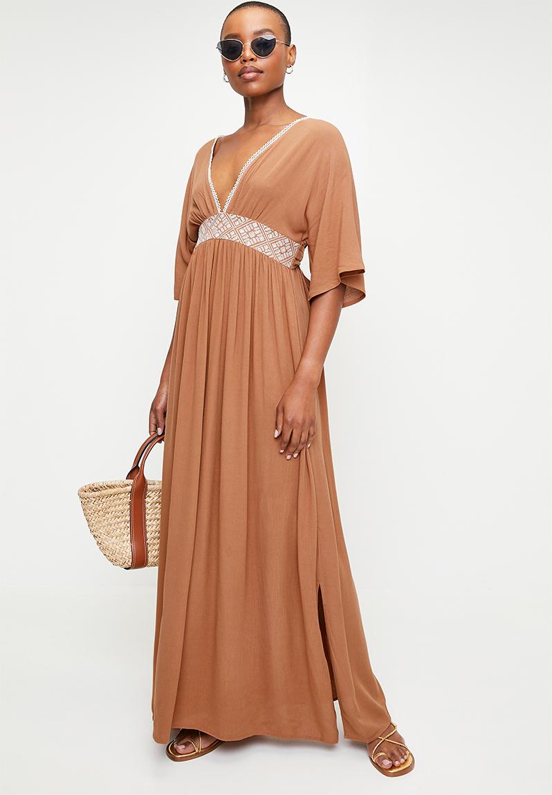 Angel sleeve tunic with embroidery - brown