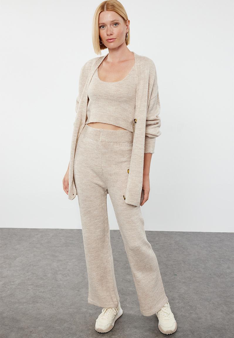 Stone wide fit Soft textured 3-piece knitwear bottom-top set