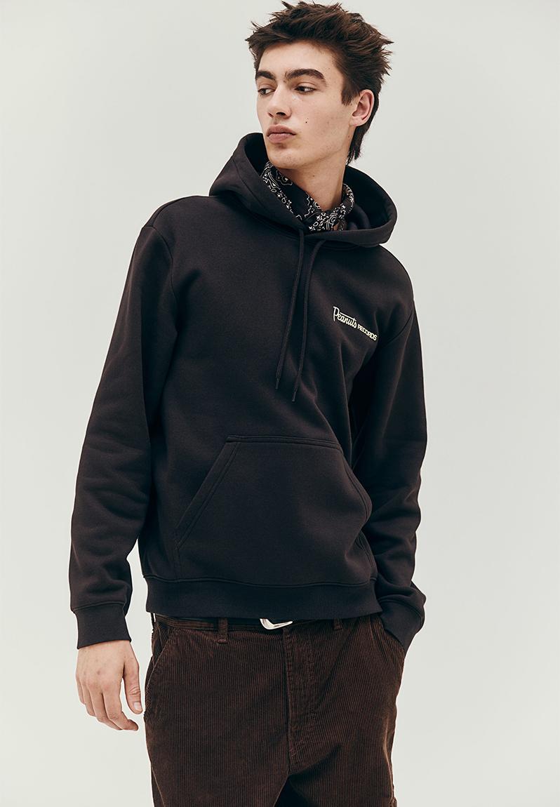Regular fit hoodie - brown/snoopy - 0846933167 H&M Hoodies & Sweats ...
