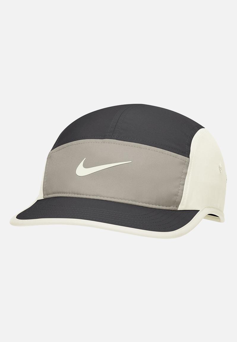 Nike Dri-Fit Fly Unstructured Swoosh Cap - Medium Ash/College Grey Nike ...