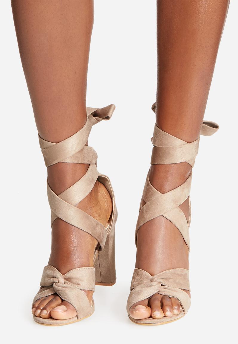 Bandera - stone suede