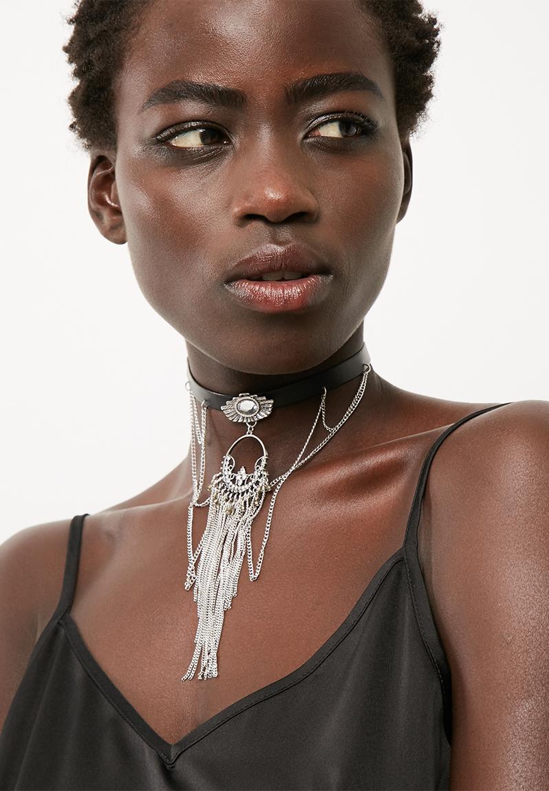 Hoop and chain detail choker necklace - black