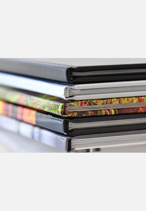 ORMS: 28 Page Photobook & Custom Cover – A4